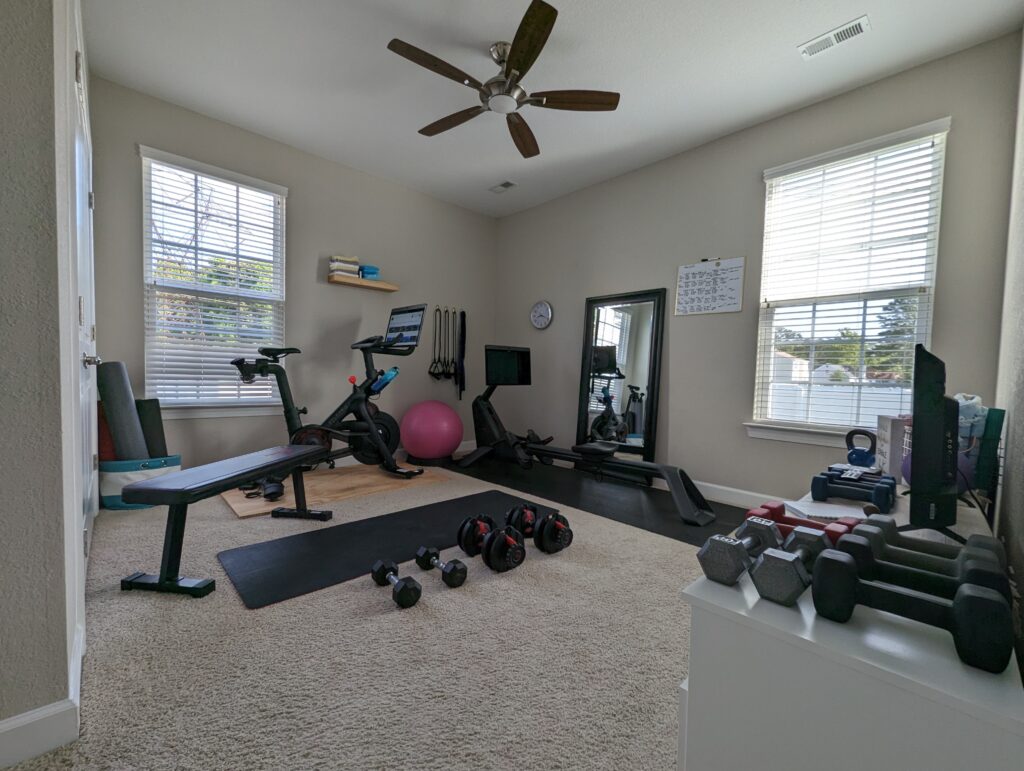 Review of Peloton Gym App Feature in Three Fitness Environments