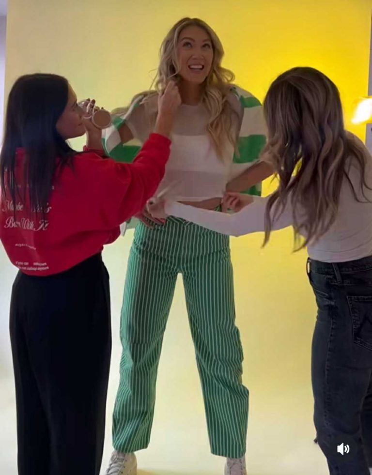 Callie Gullickson's bright and shiny new website is now LIVE! - The Clip Out