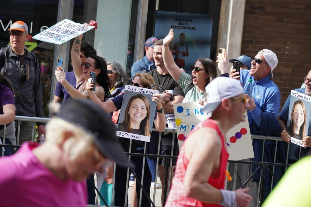 Funny Marathon Signs Runners Will Love - The Clip Out